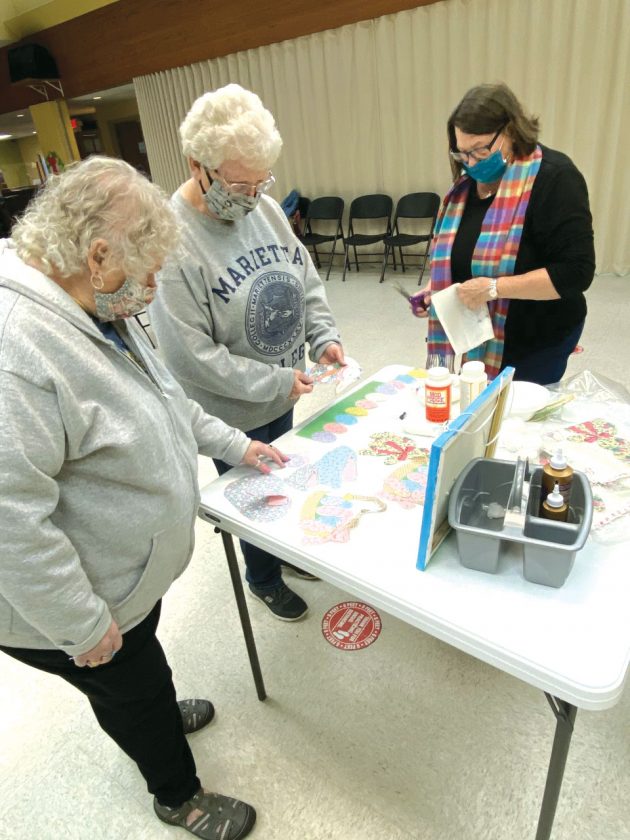 A sweet reunion | News, Sports, Jobs - Marietta Times